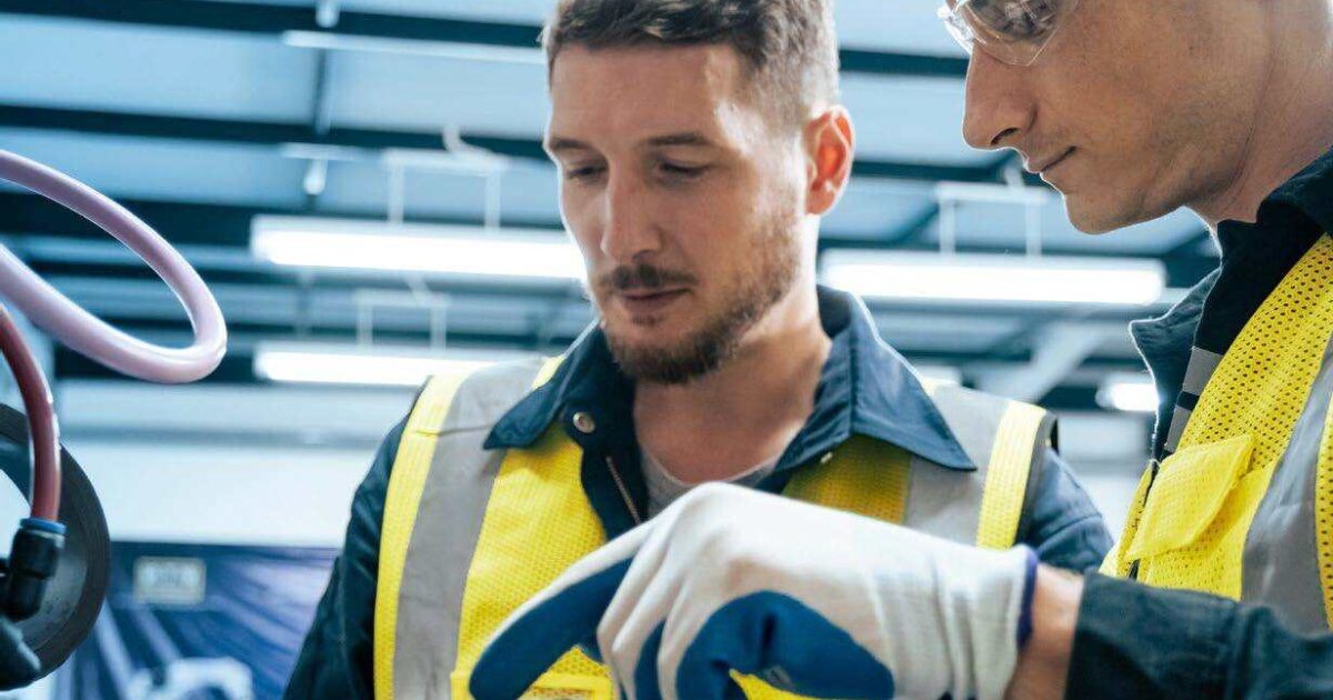 How To Keep Mandatory Refresher Training Interesting - eBook - HSI